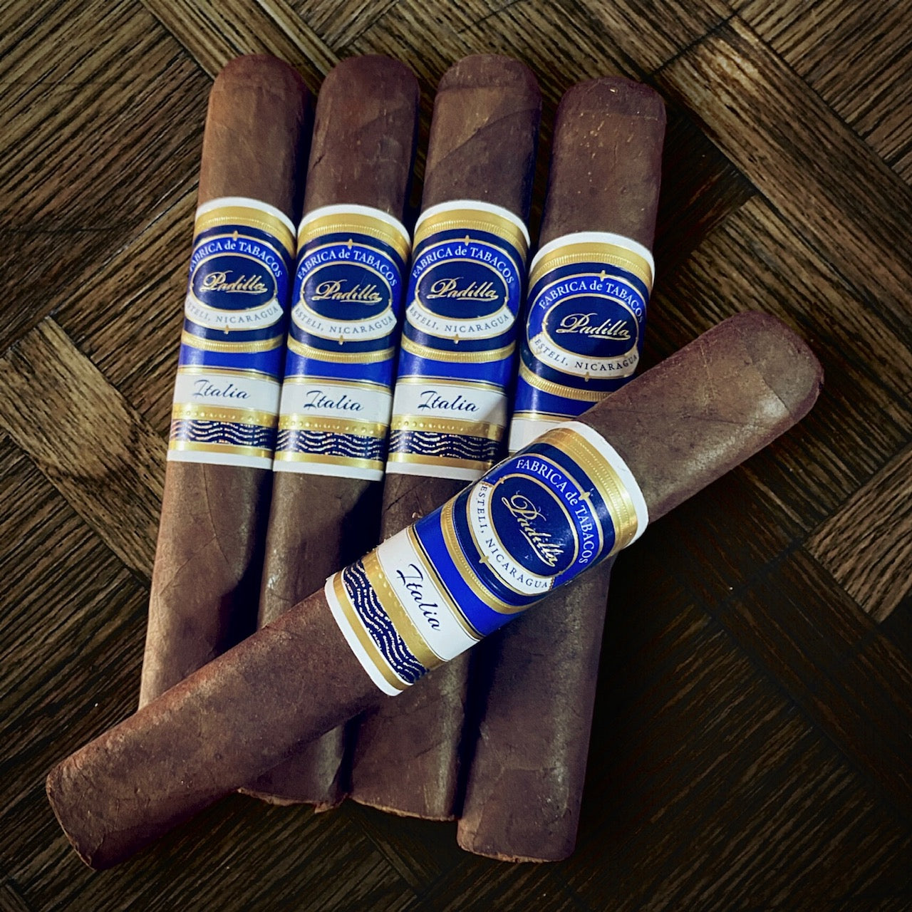 Padilla Italia Maduro box press Robusto 10 Pack – Padilla Cigars